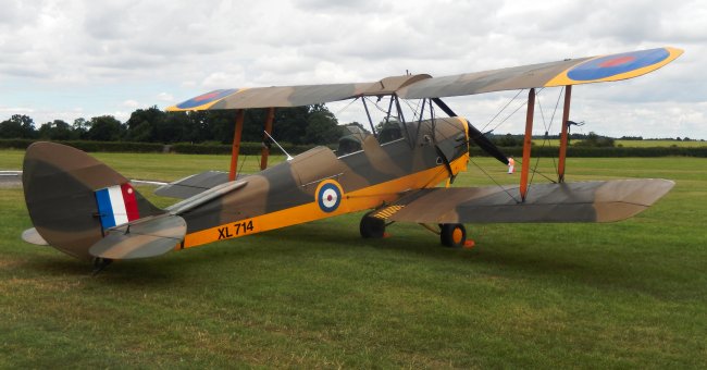 de Havilland Tiger Moth | Classic Warbirds